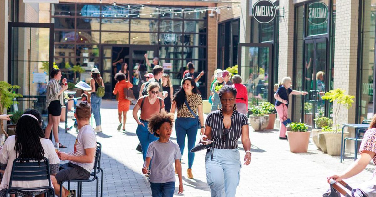 First Friday Arts Events in Indianapolis | Visit Indy